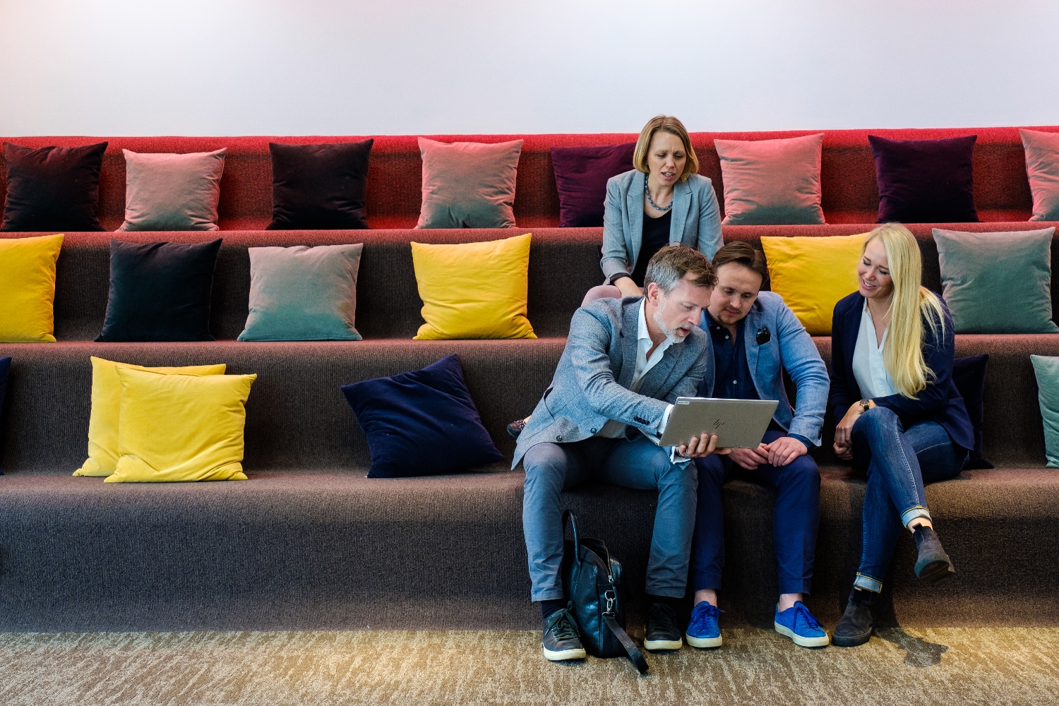 Att leda och bygga kontor i en organisation med kollektivt ledarskap